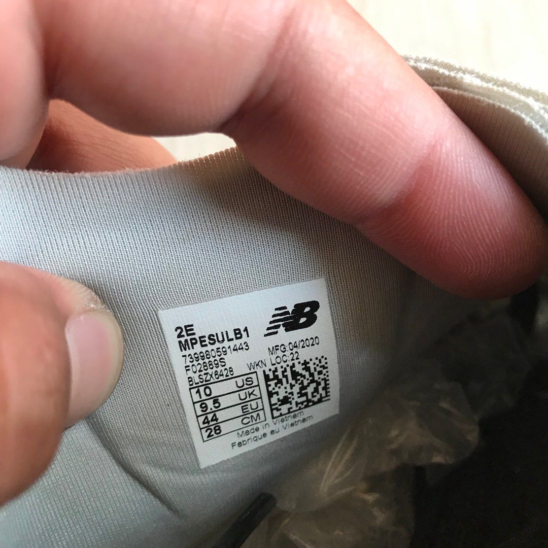 New Balance Authentic run, Fesyen Pria, Sepatu , Sneakers di Carousell