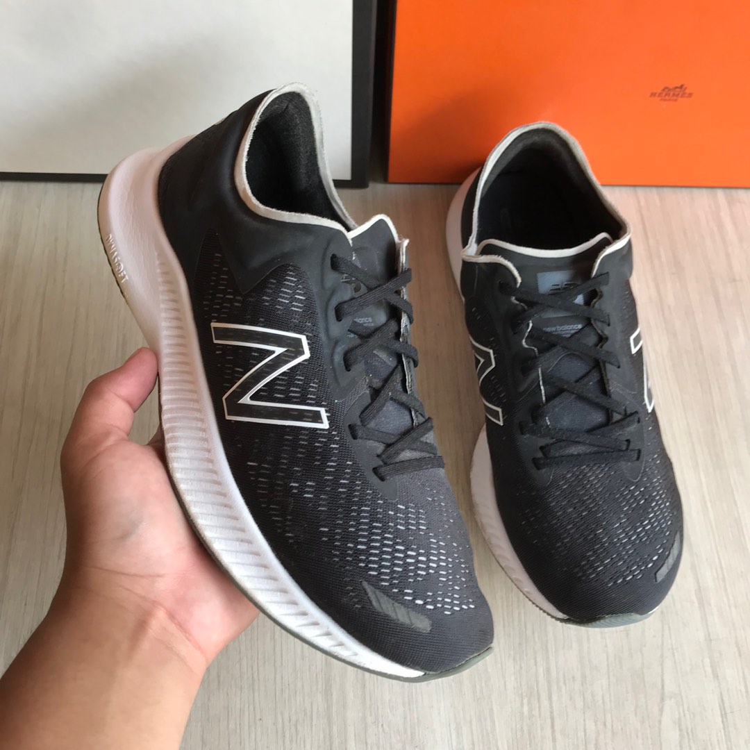 New Balance Authentic run, Fesyen Pria, Sepatu , Sneakers di Carousell