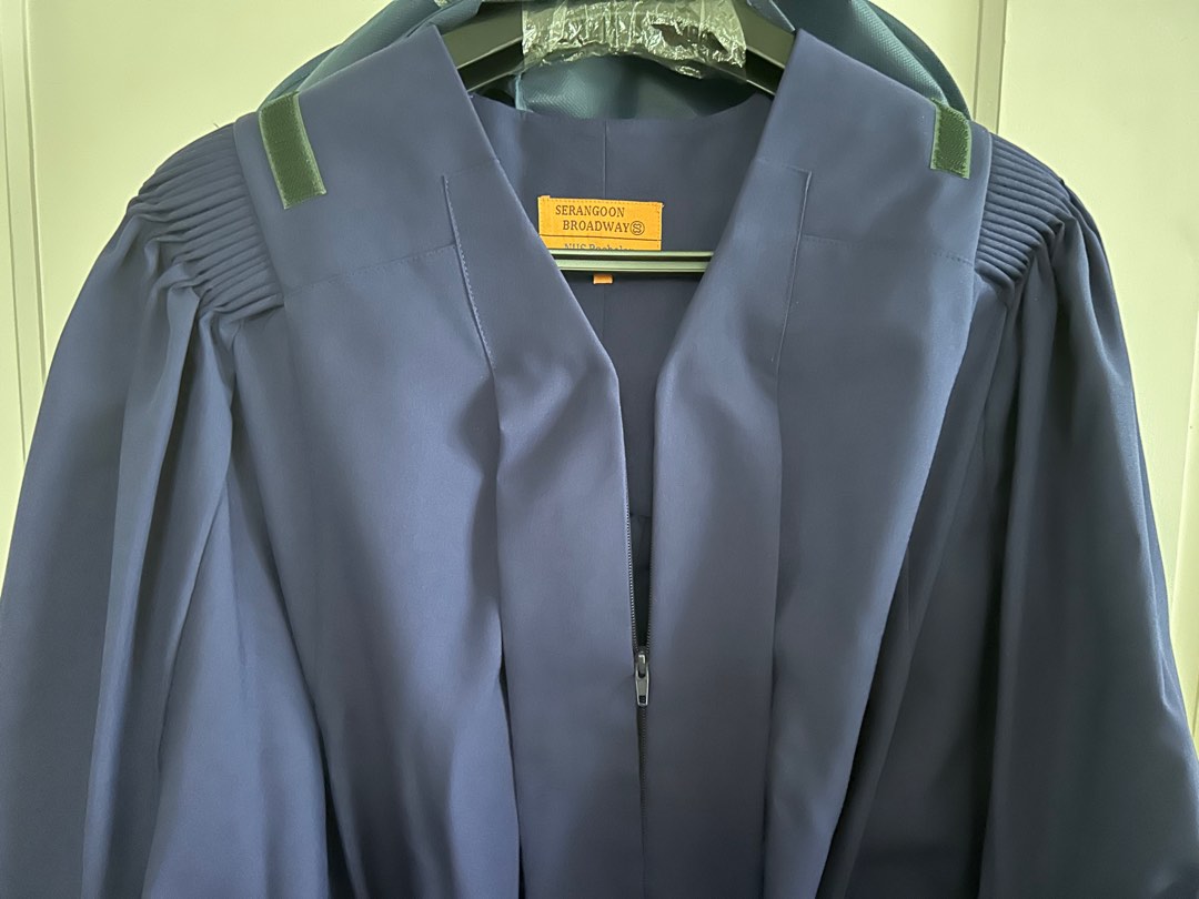 NUS graduation gown - Business, Men's Fashion, Coats, Jackets and ...