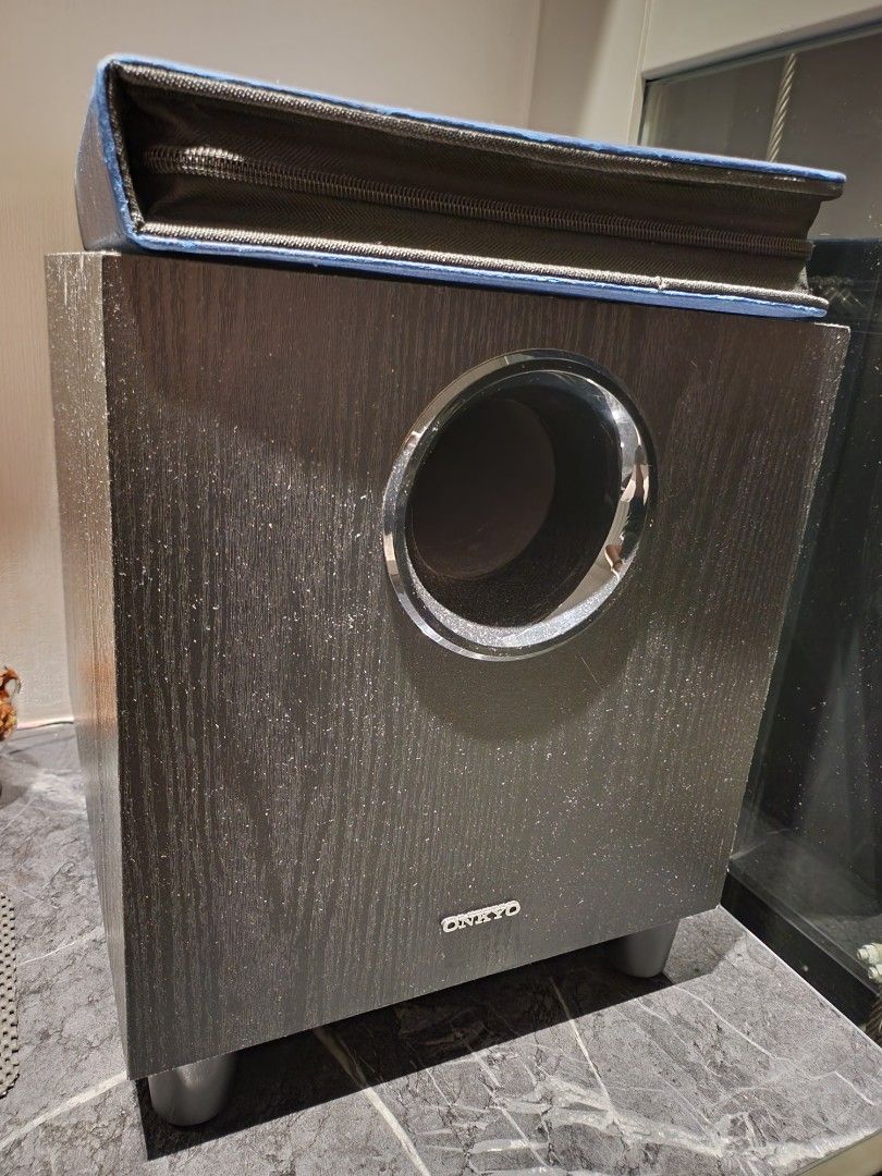 Onkyo Amplifier HT-R390, Audio, Soundbars, Speakers & Amplifiers on Carousell