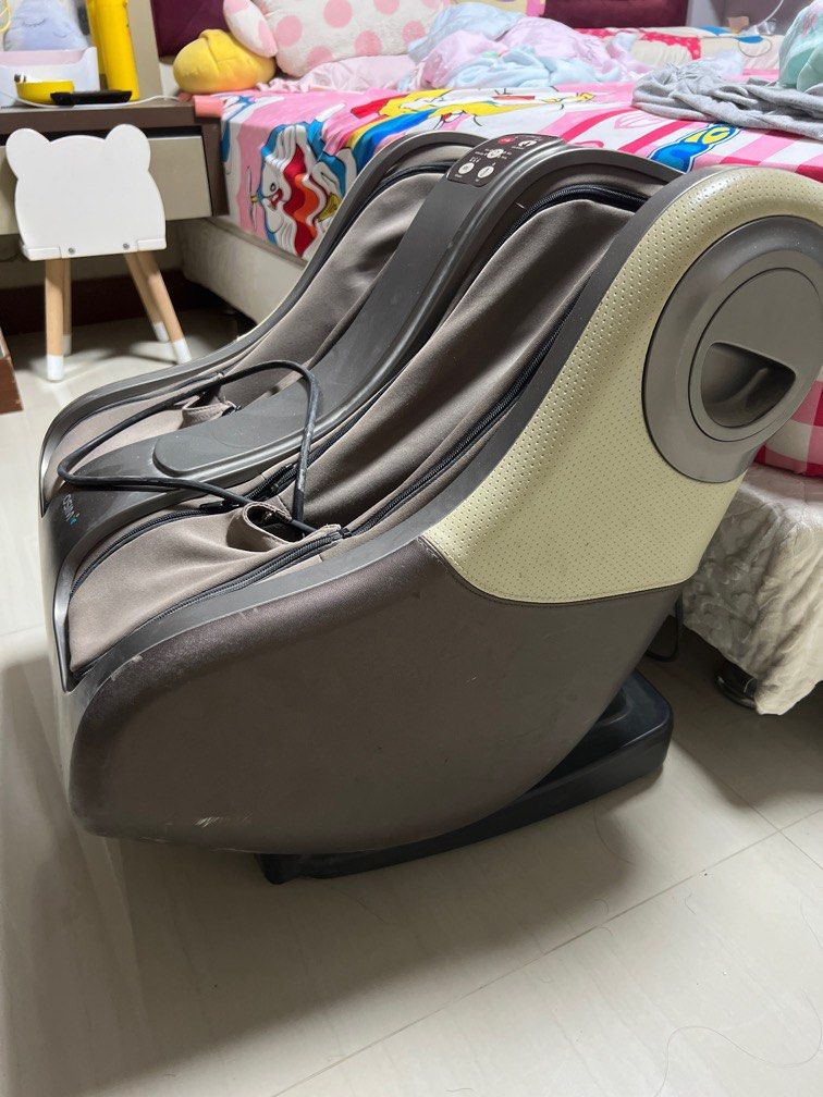 Osim foot massage machine, Health & Nutrition, Massage Devices on Carousell