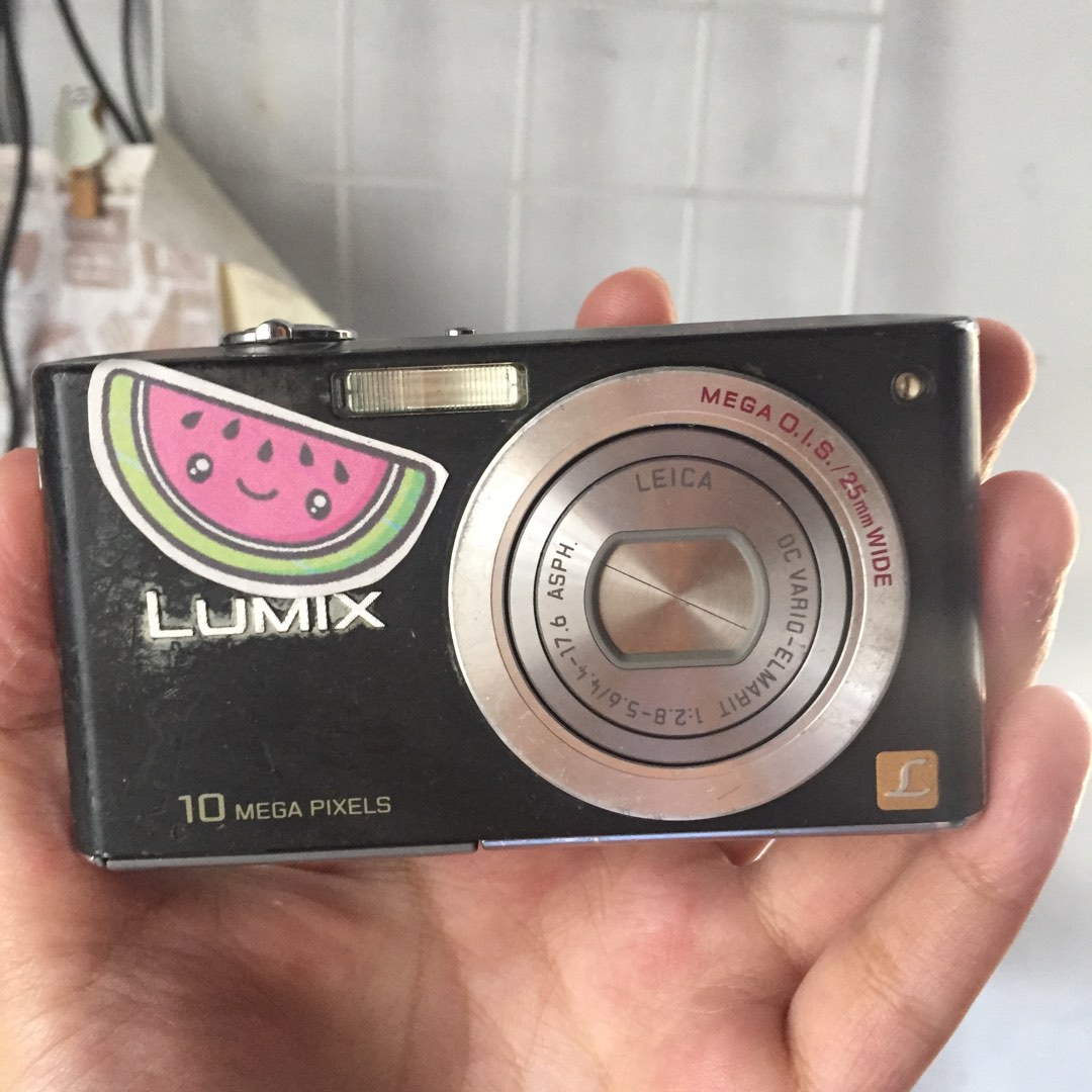 Panasonic lumix dmc-fx36, Photography, Cameras on Carousell
