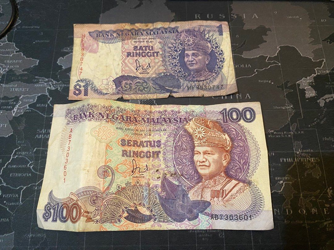 Ringgit Malaysia old rm100, Hobbies & Toys, Collectibles & Memorabilia, Currency on Carousell