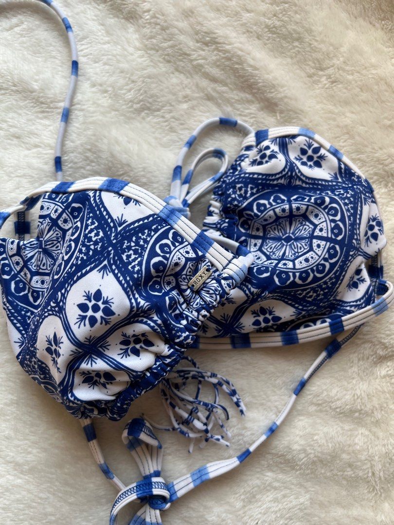 Roxy two piece swimsuit, Women's Fashion, Swimwear, Bikinis & Swimsuits ...