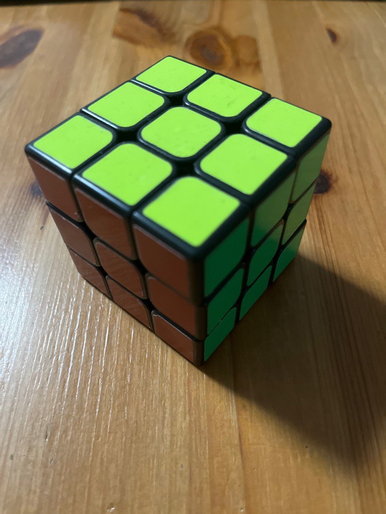 rubik's cube 3x3, Hobbies & Toys, Toys & Games on Carousell