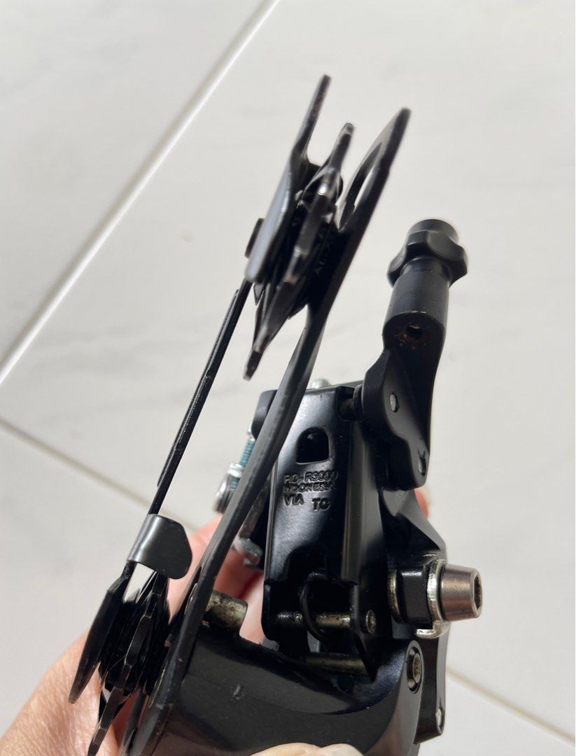 Shimano Alivio m3100 9-speed Right Shifter & SHIMANO Sora RD-R3000 ...