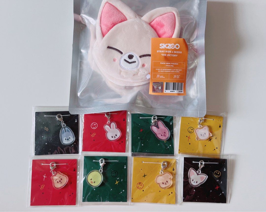stray kids skzoo merchandise, Hobbies & Toys, Memorabilia ...