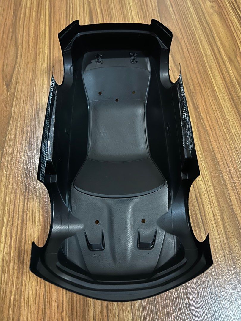 Tamiya TT01 body shell 1:10 scale toyota lexus, Hobbies & Toys, Toys ...