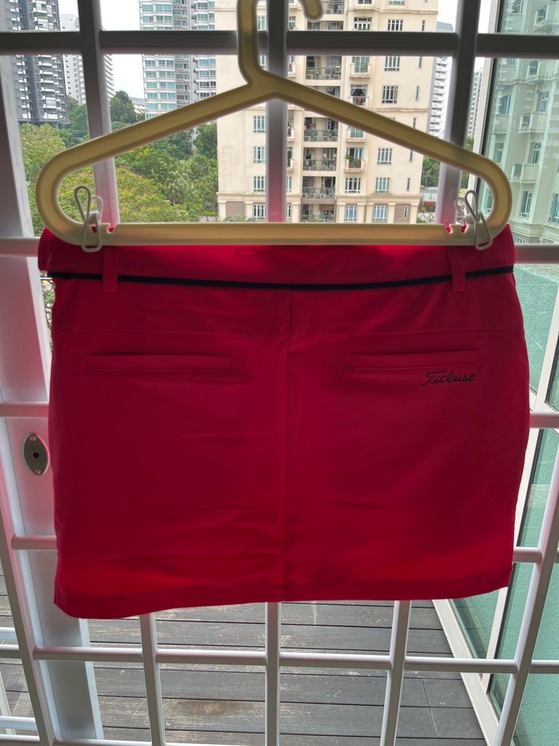 Titleist hot pink golf skorts, Women's Fashion, Activewear on Carousell