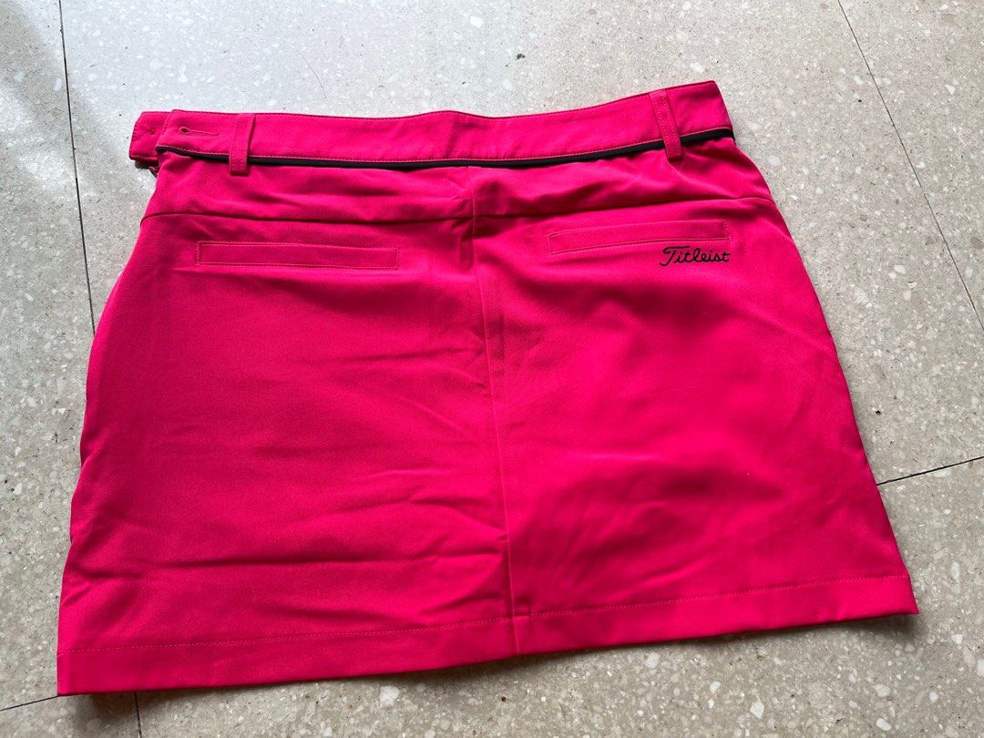 Titleist hot pink golf skorts, Women's Fashion, Activewear on Carousell