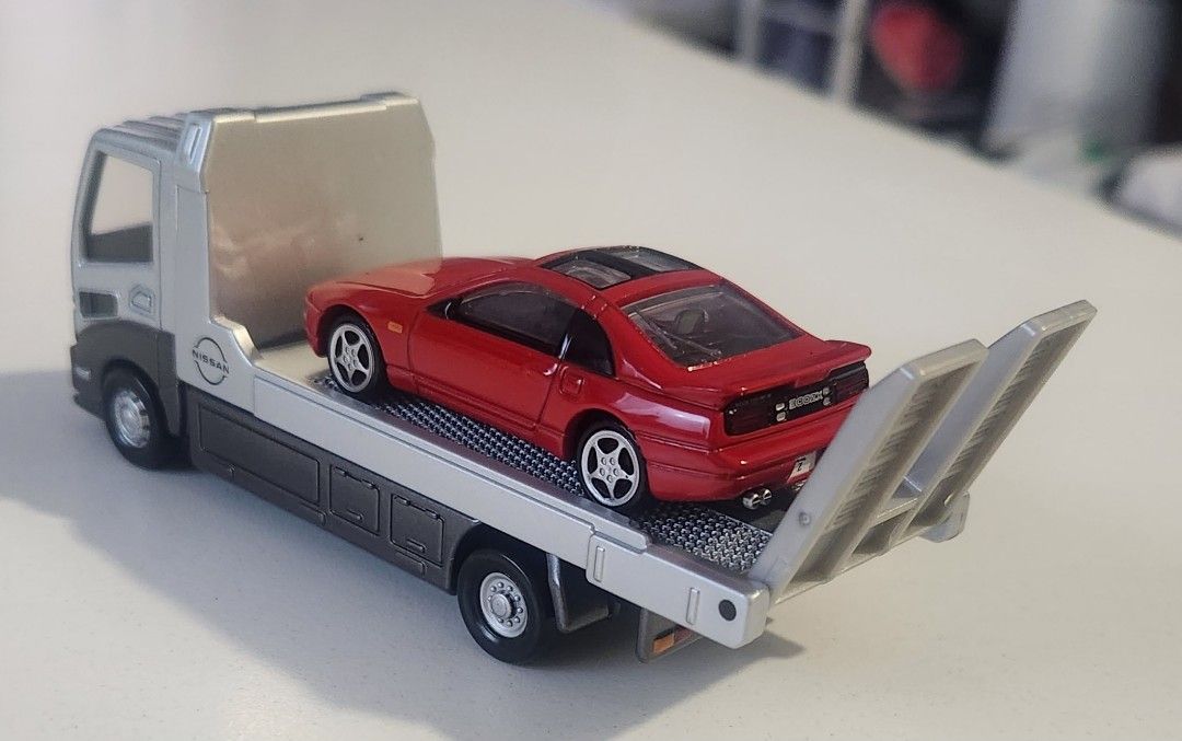 Tomica Red Nissan Fairlady 300ZX with transport Trailer, Hobbies & Toys ...