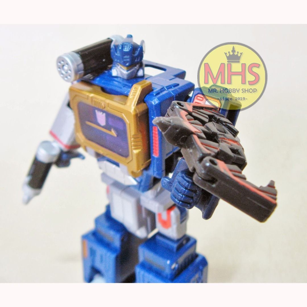 Transformers Generation 1 TItanium Series Soundwave 6" Diecast Figure ...