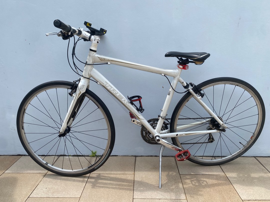 Trek carbon fork FX 7.6 white 9 speed Tiagra shimano rear gear flat bar ...
