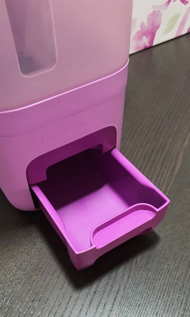 Tupperware Rice Dispenser 10kg, Furniture & Home Living, Kitchenware ...