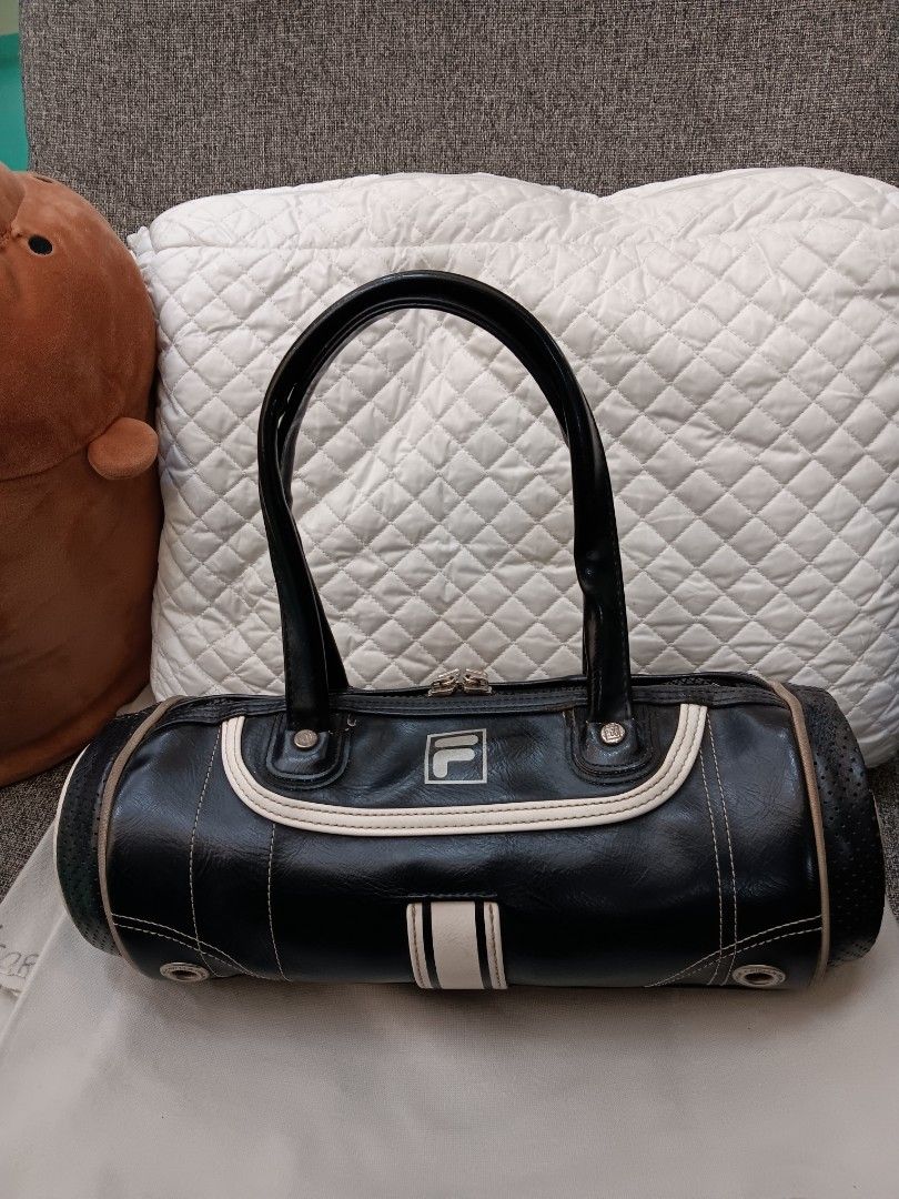 VINTAGE Fila handbag on Carousell