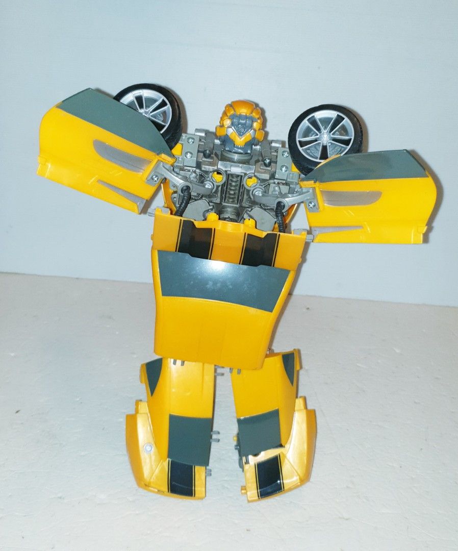 vintage transformers movie ultimate bumblebee figure, Hobbies & Toys ...