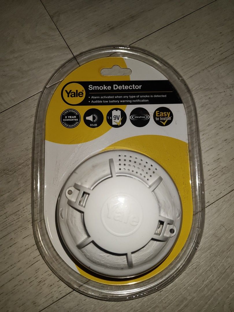 Yale Smoke Detector, TV & Home Appliances, Electrical, Adaptors ...