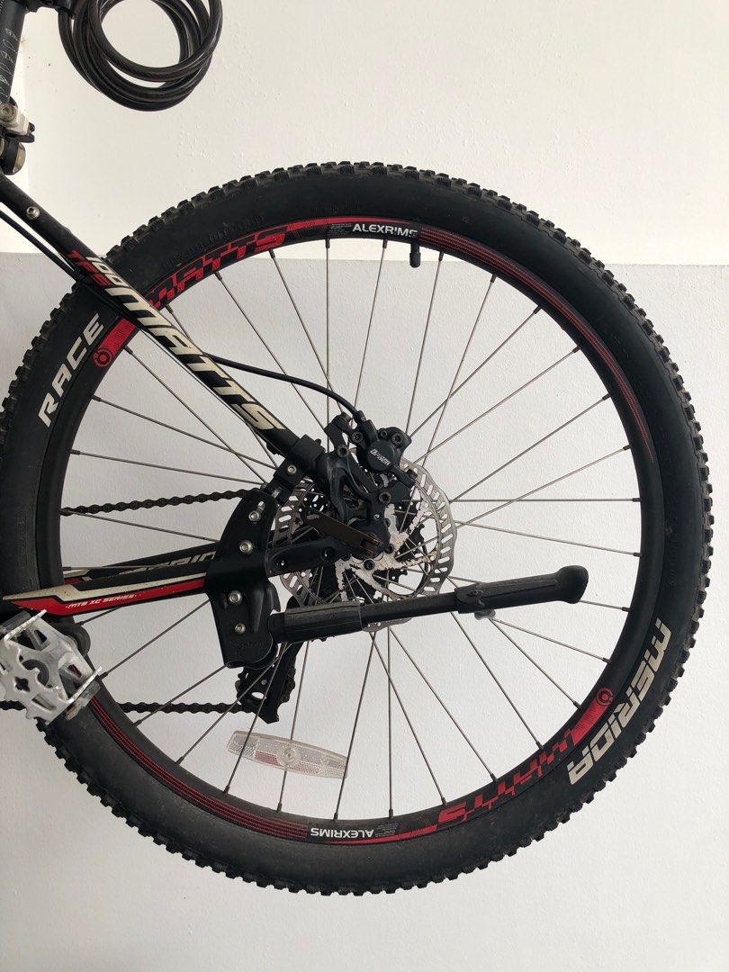 2 X Merida Mountain Bicycles & 1 Stand, Sports Equipment, Bicycles ...