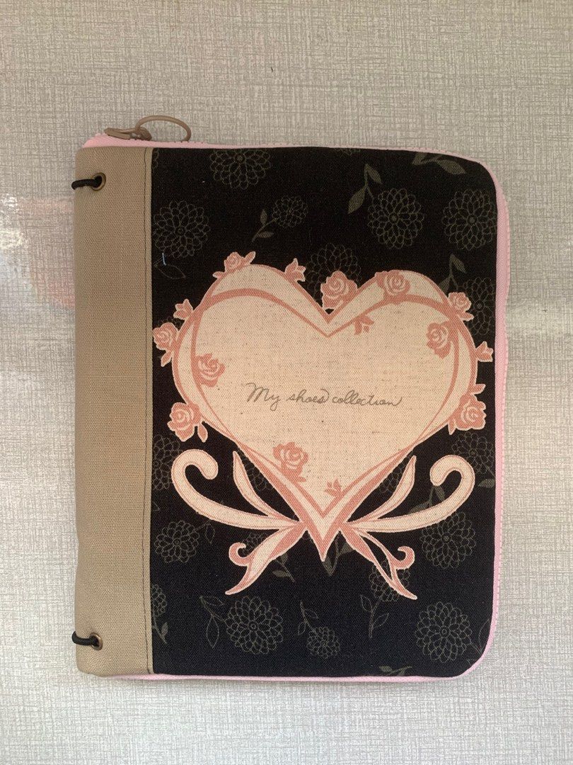 A5 zipper Traveller notebook, Hobbies & Toys, Stationery & Craft ...