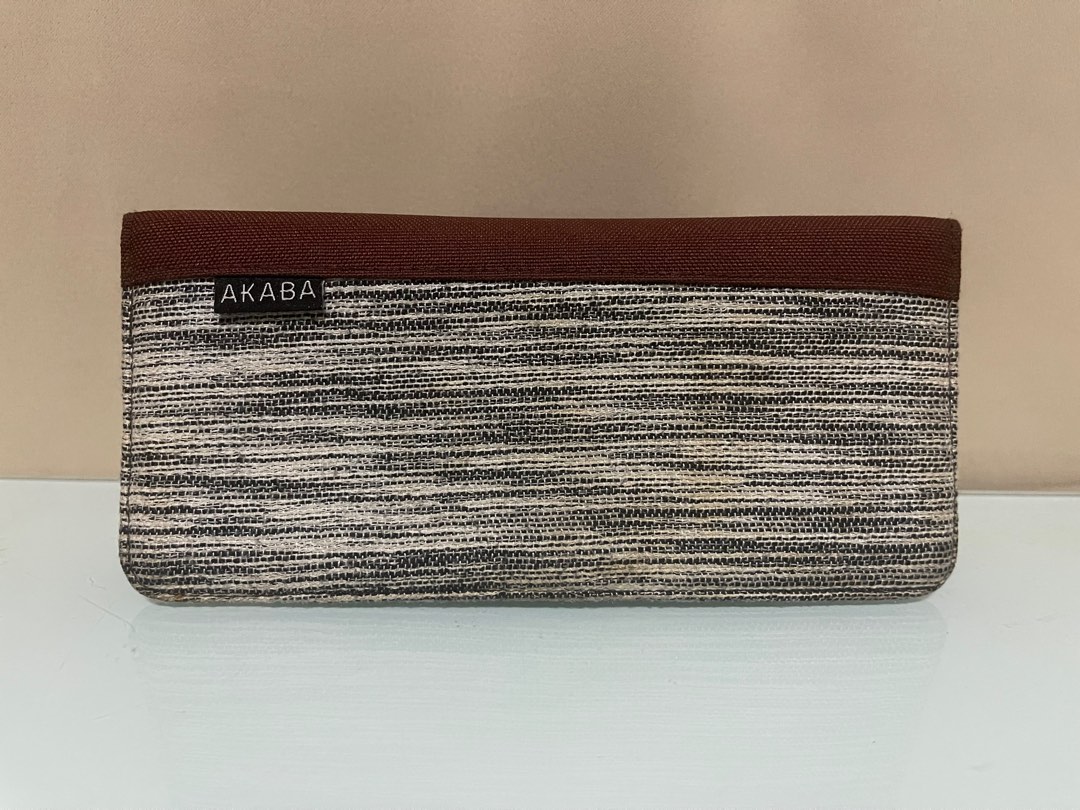 Akaba Wallet, Women's Fashion, Bags & Wallets, Wallets & Card holders ...