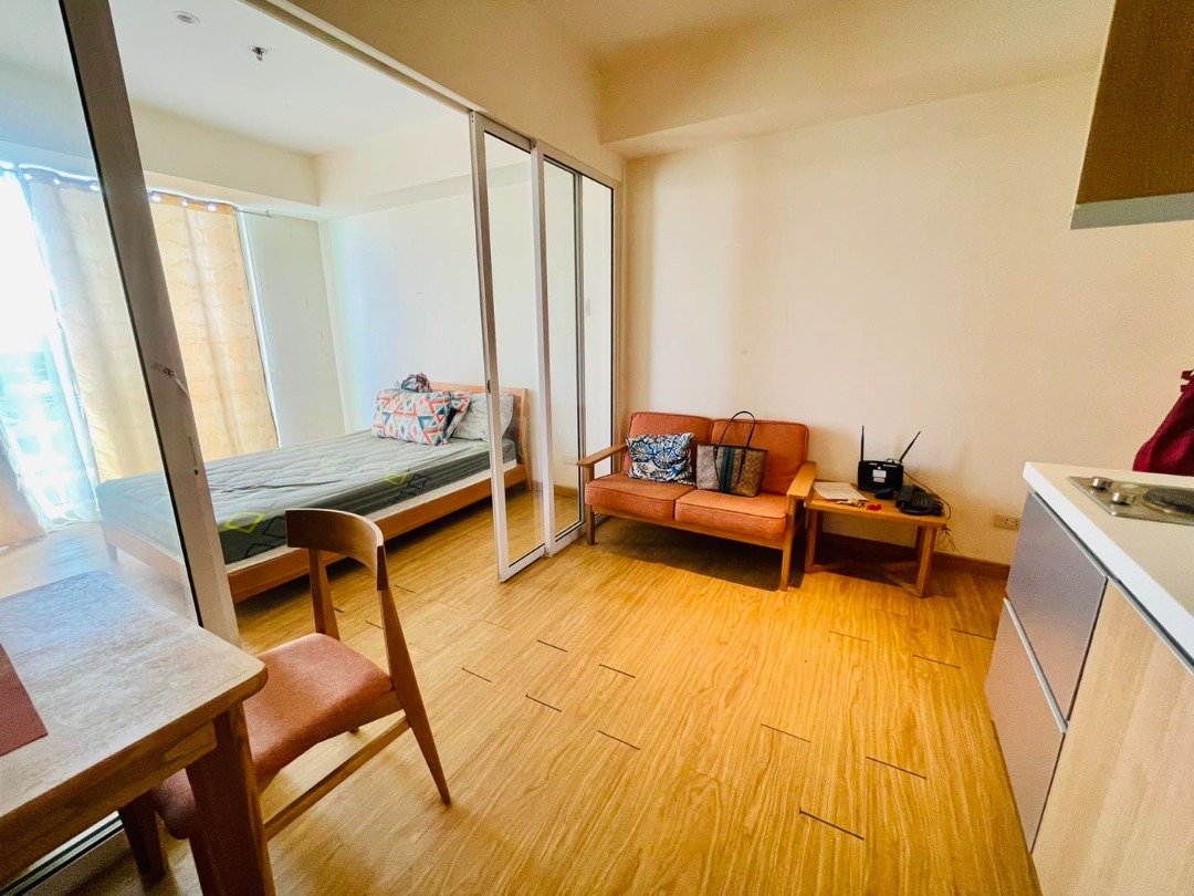 AZURE URBAN RESORT RESIDENCES - POSITANO BLDG., Condo Unit For Sale ...