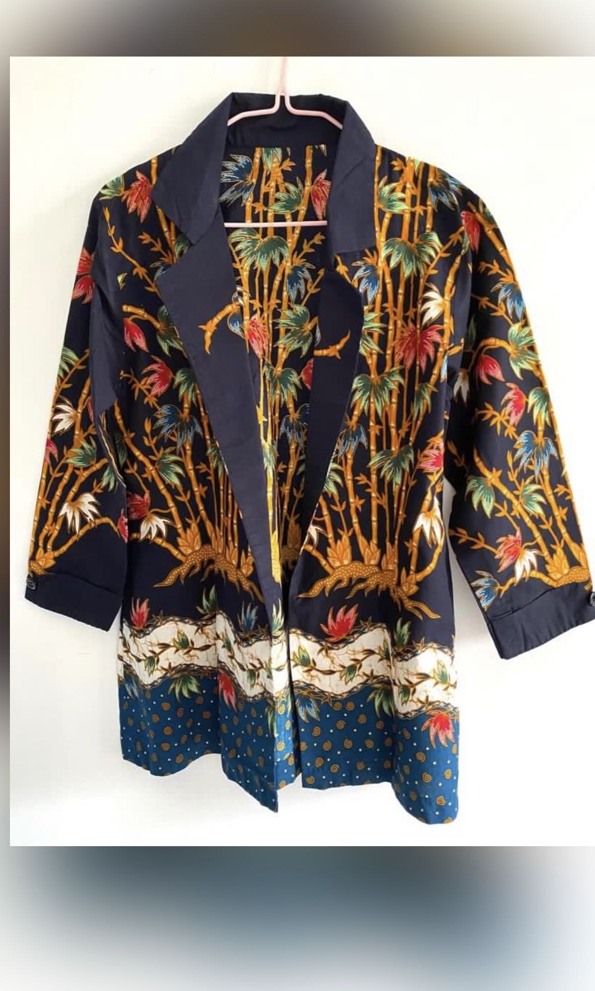 Batik one set, Fesyen Wanita, Pakaian Wanita, Jumpsuits di Carousell