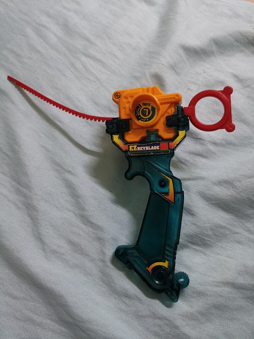 Beyblade grip launcher Takara, Hobbies & Toys, Collectibles ...