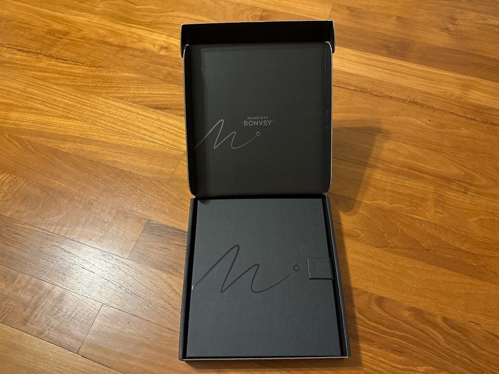 BNIB Marriott Bonvoy Lifetime Platinum bag tags, Hobbies & Toys, Travel ...