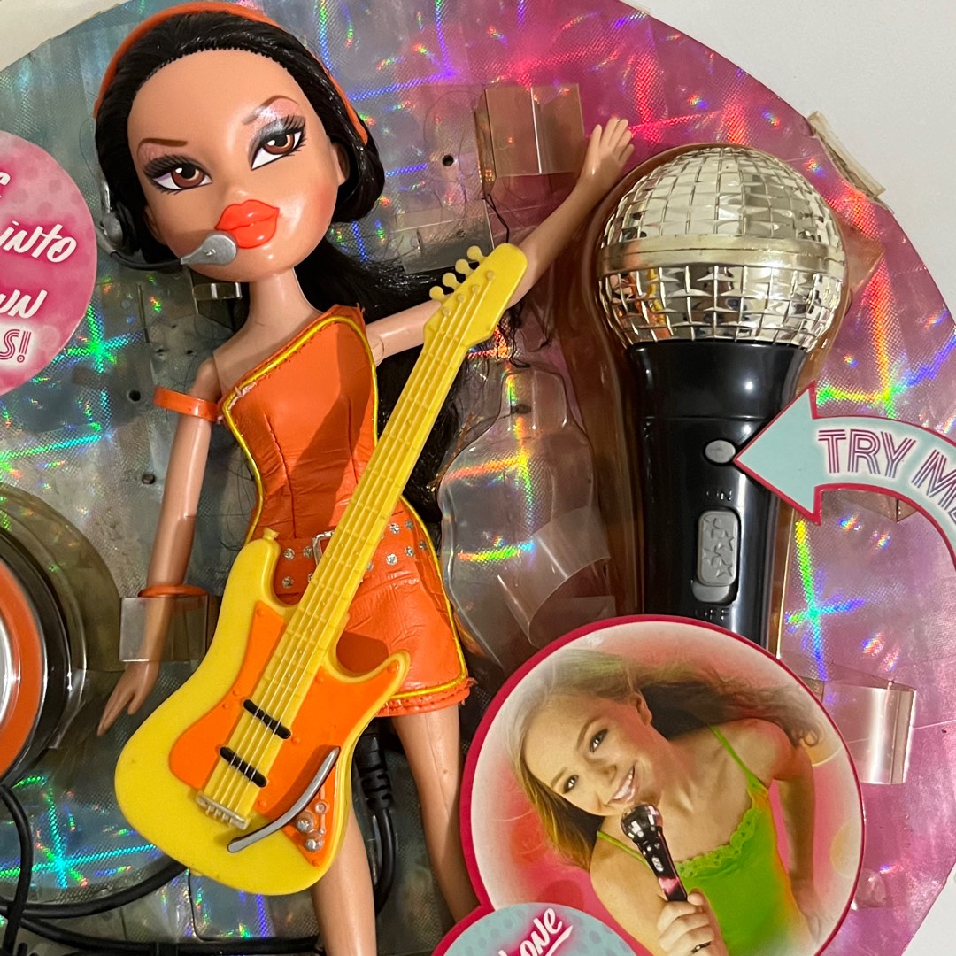 Bratz Jade Neon Pop Divas w/ box, Hobbies & Toys, Toys & Games on Carousell