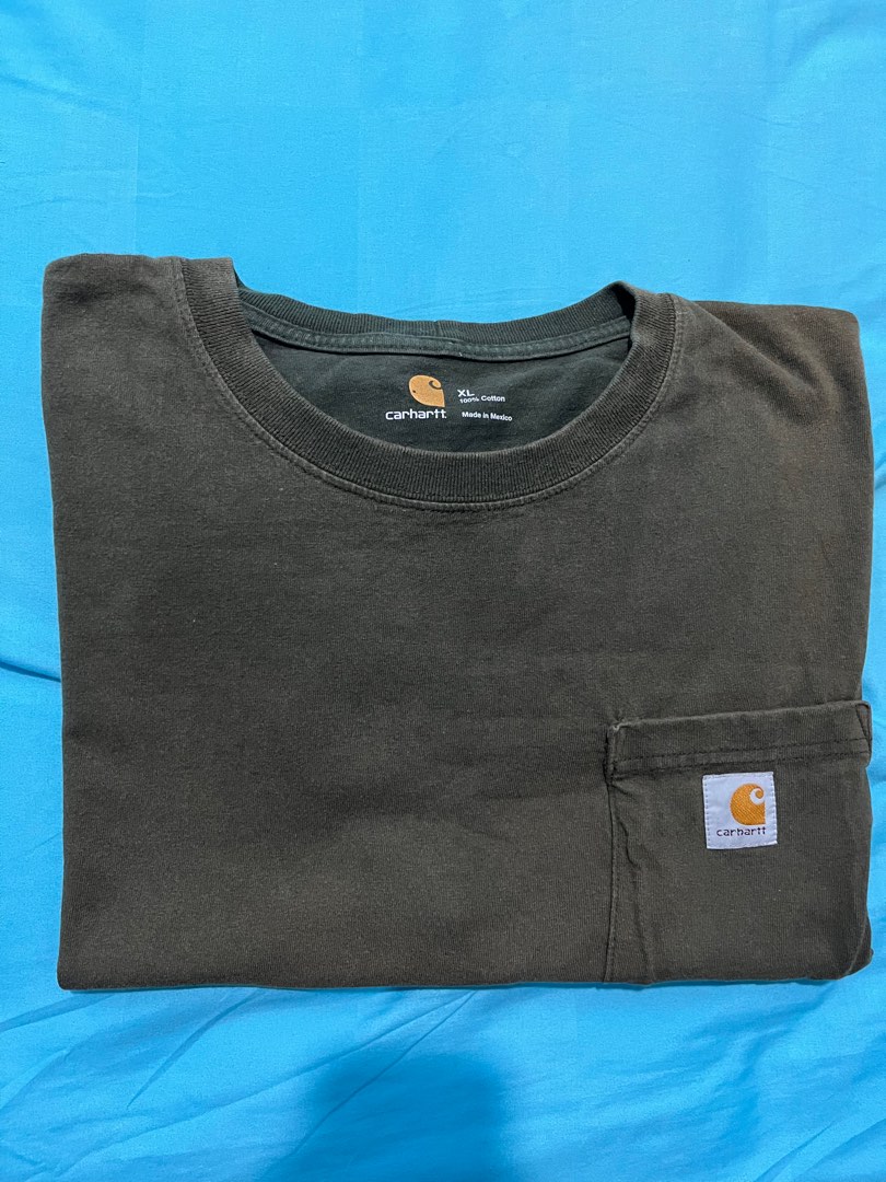 Carhatt, Men's Fashion, Activewear on Carousell