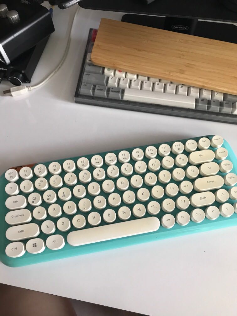 Valore Wireless Keyboard Bluetooth Keyboard Mac Computer Blue Rounded Keys Ac6 Computers And Tech