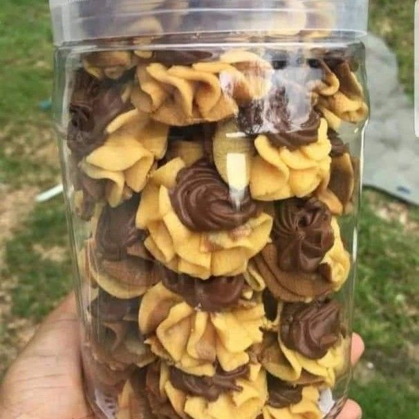 Dahlia Nutella, Food & Drinks, Homemade Bakes on Carousell
