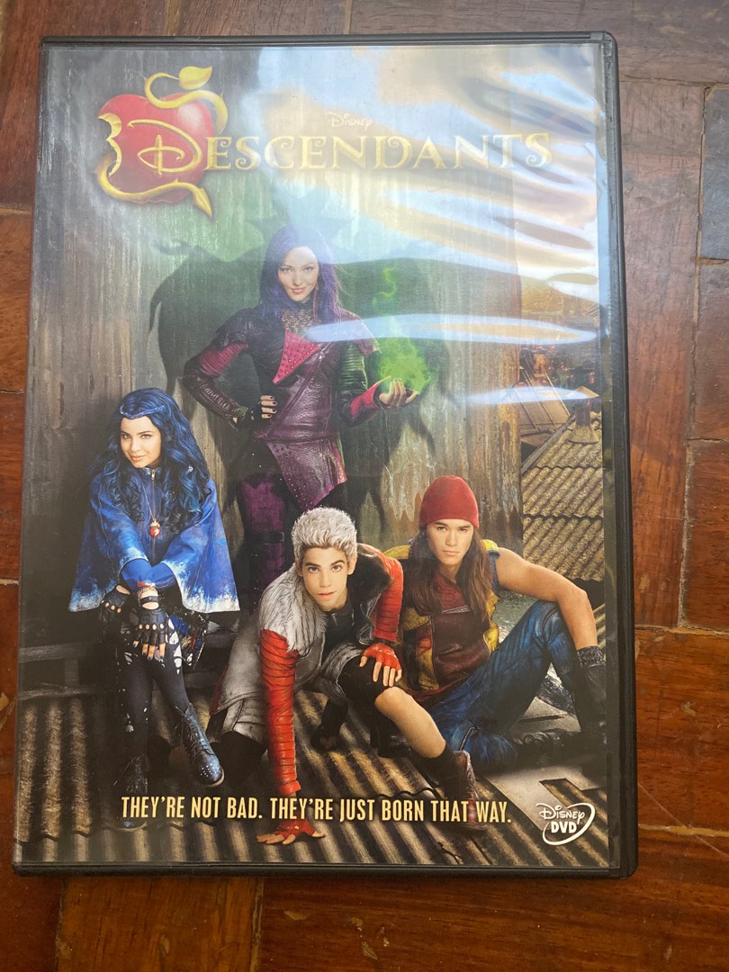 Disney Descendants DVD (Cameron Boyce), Hobbies & Toys, Music & Media ...