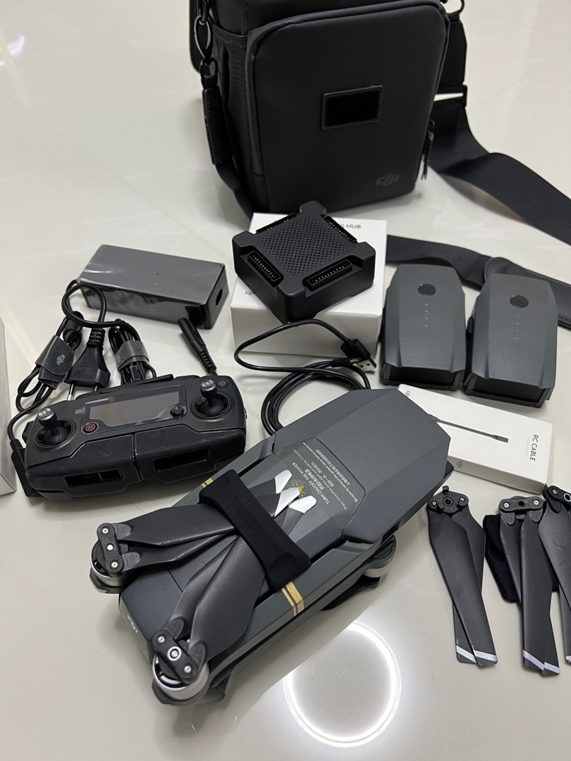 DJI Mavic Pro with Fly More Combo, Photography, Drones on Carousell