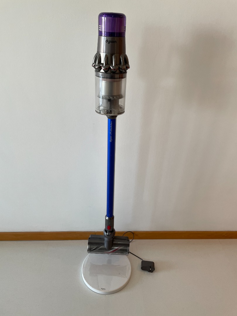 Dyson V11 Absolute+, TV & Home Appliances, Vacuum Cleaner ...