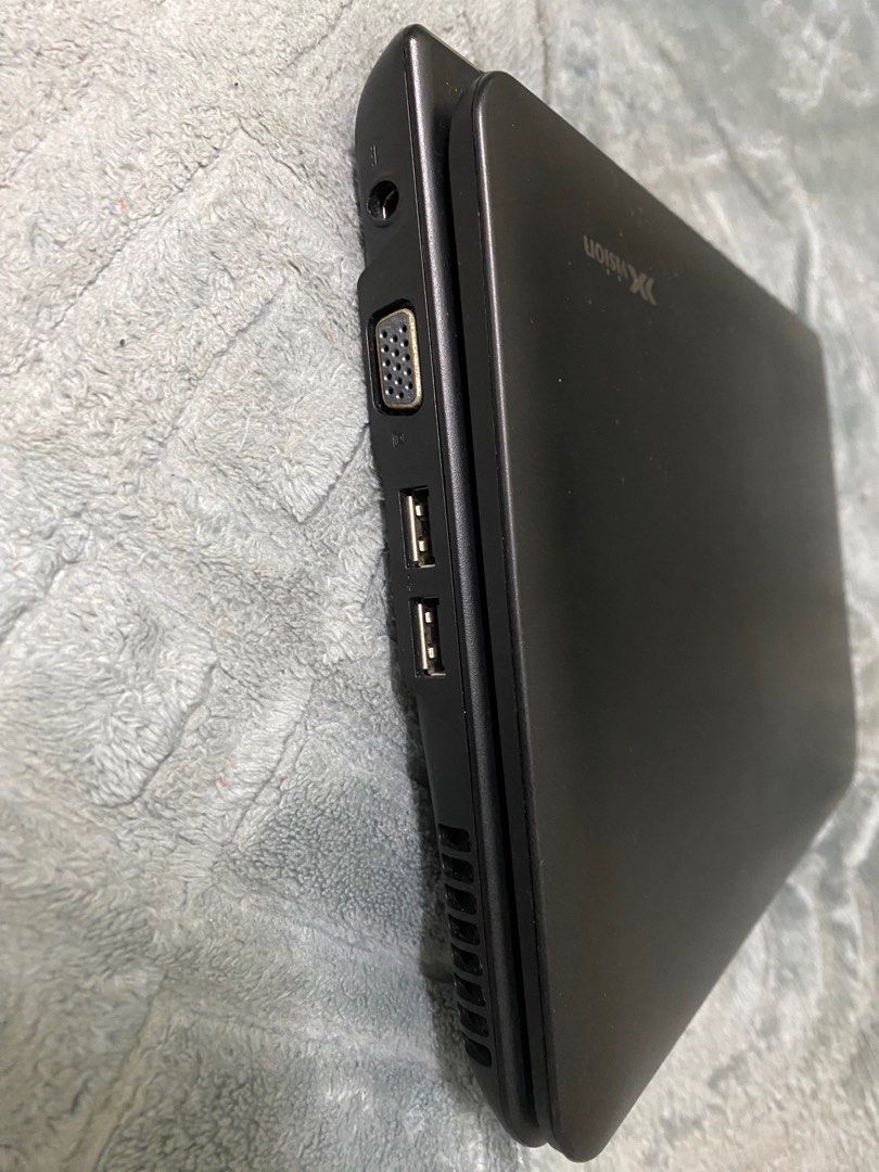 Exclusive Idola Xvision 10 inch Notebook Ltd Edt, Computers & Tech, Laptops & Notebooks on Carousell