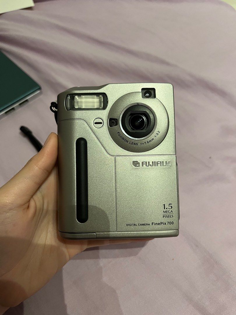 Fuji film fine pix 700 digi cam vintage cam, Photography, Cameras on ...