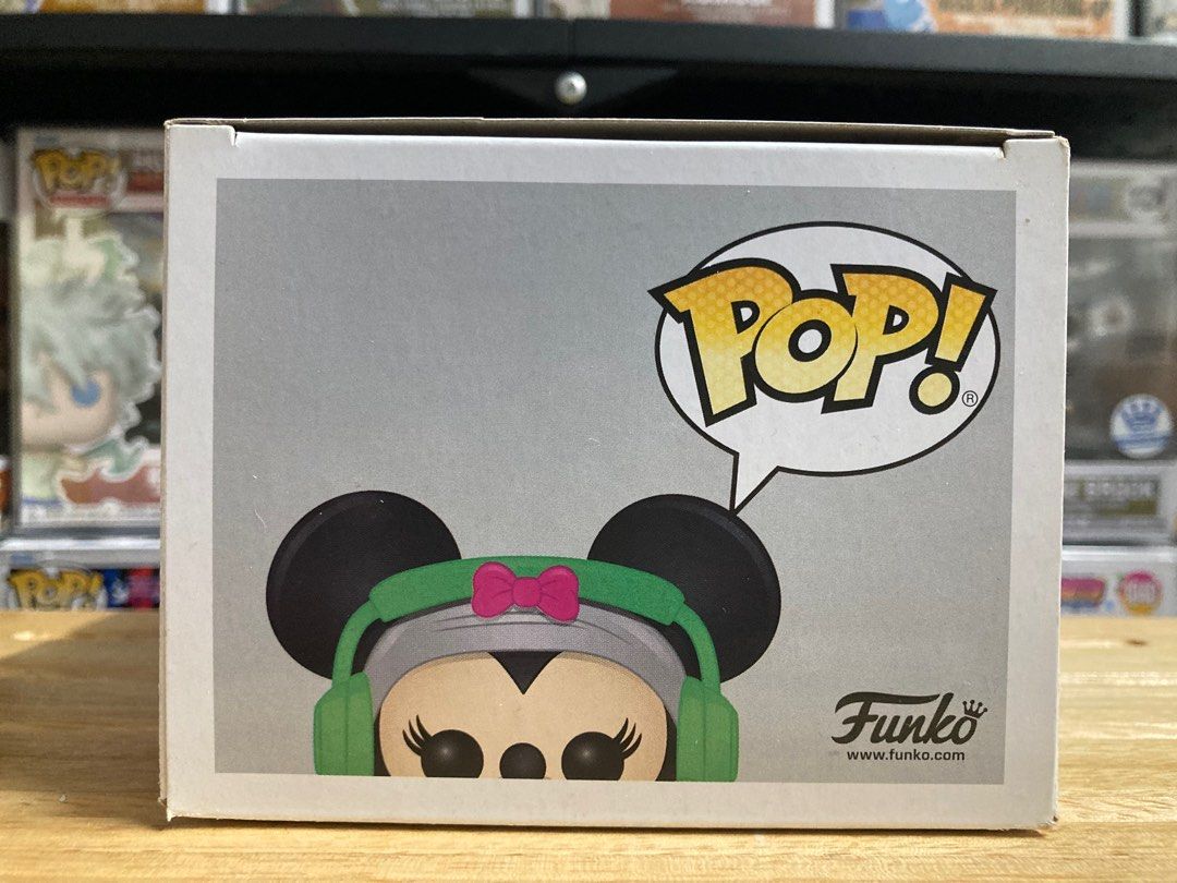 GameStop Exclusive Disney Mickey Mouse Gamer Minnie Funko Pop, Hobbies ...