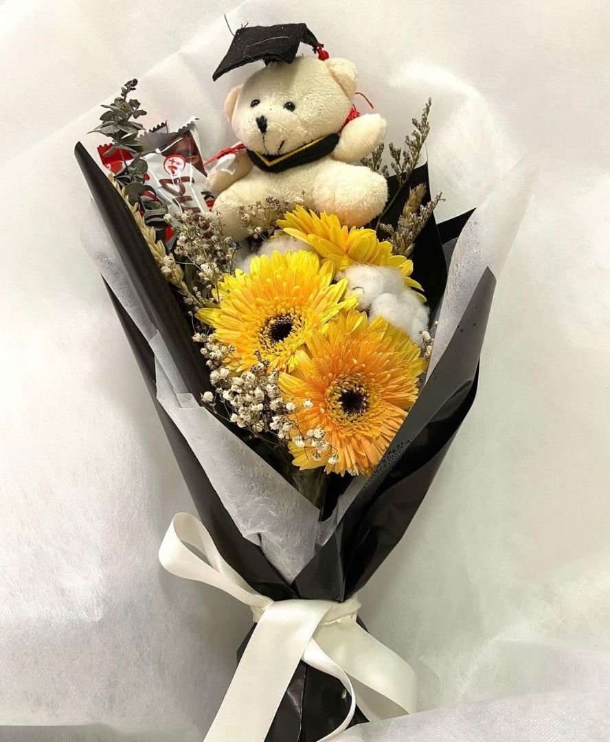 Graduation Flower Bouquet/ Fresh Flower / Preserved Flower/Budget ...