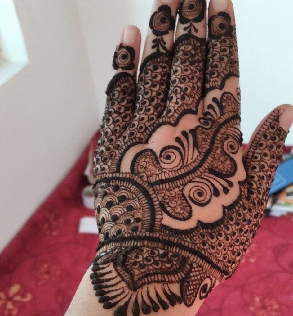 HARI RAYA HENNA, Beauty & Personal Care, Hands & Nails on Carousell