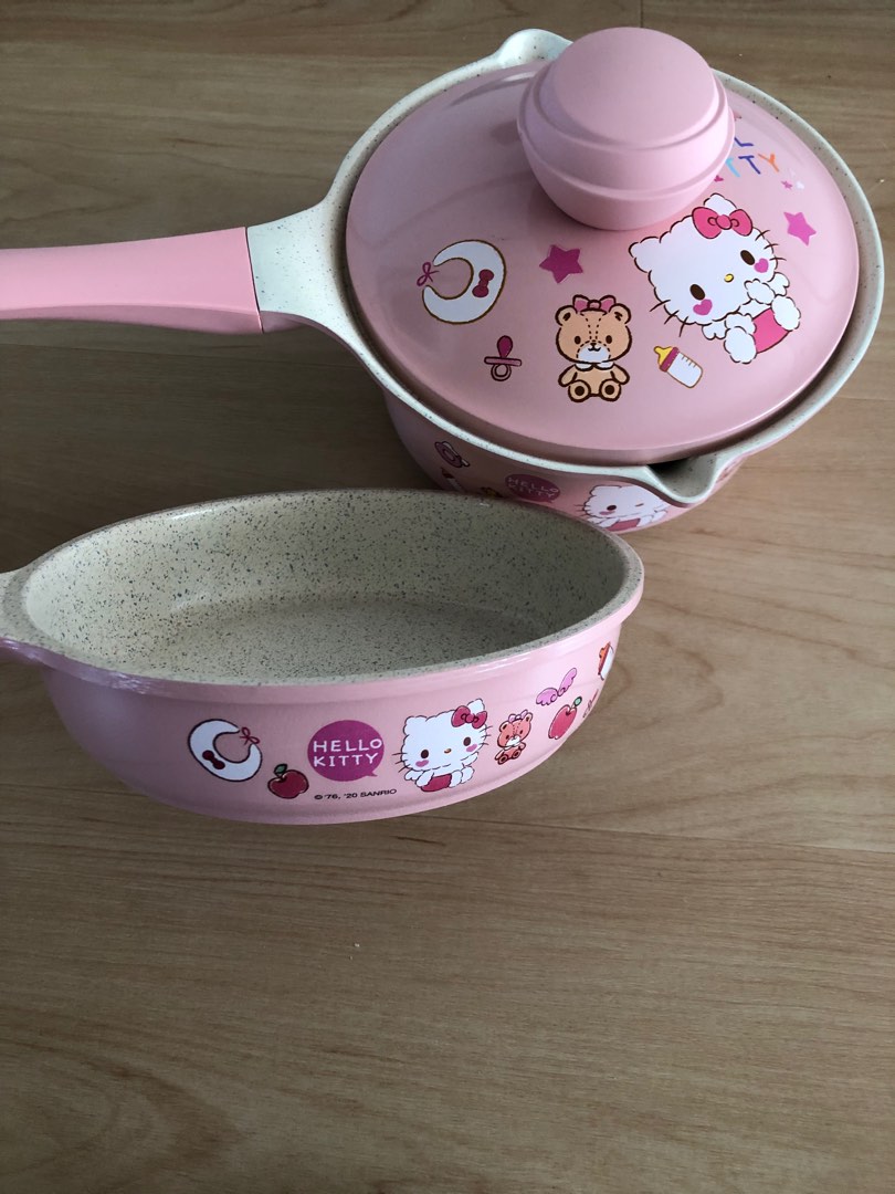 Hello Kitty cooking pot, Furniture & Home Living, Kitchenware ...