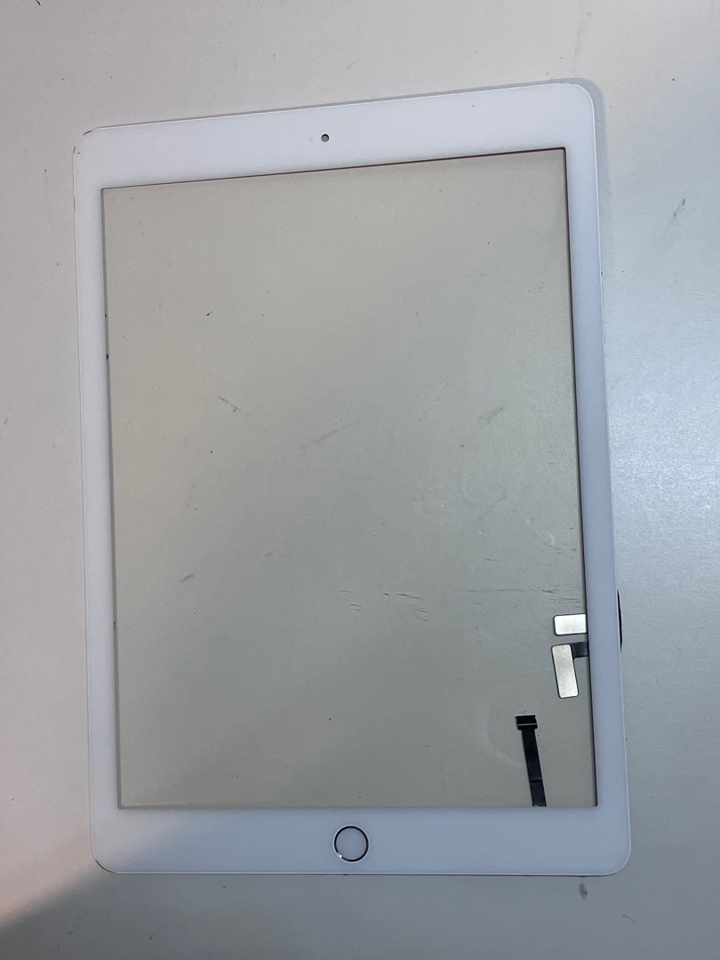 iPad 5 A1822 零件 原廠 面屏（不是液晶）實物如圖 眼見咁多, 手提電話, 平板電腦, 平板電腦 - iPad - Carousell