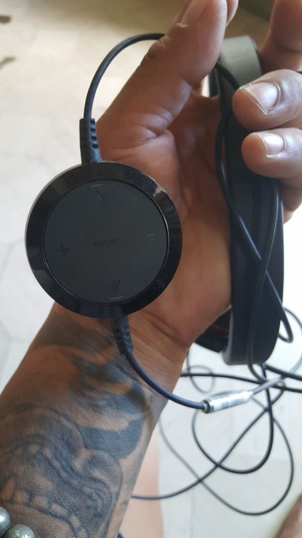 Jabra Evolve 2.0 GN, Audio, Headphones & Headsets on Carousell
