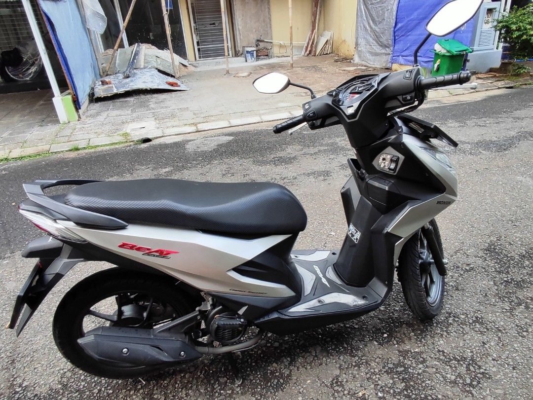 Motor beat 2022 Deluxe, Motor di Carousell