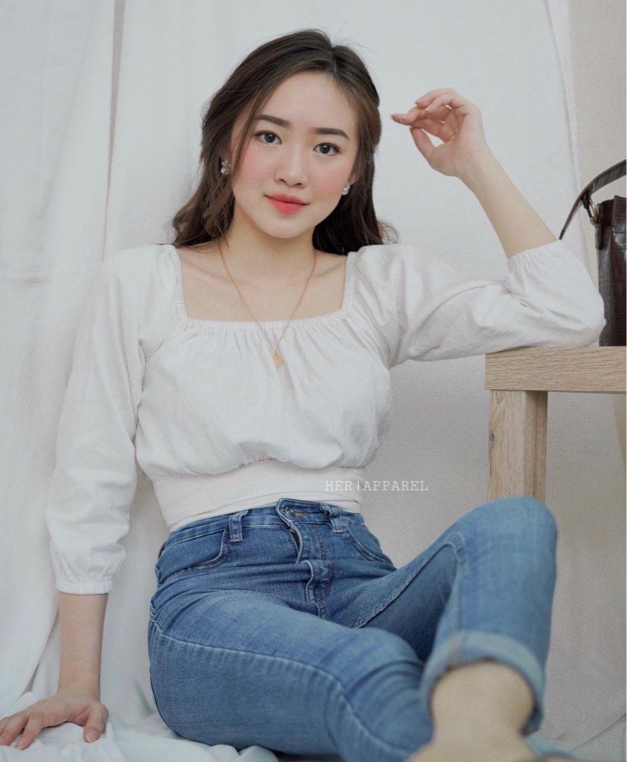 (NETT) NEW! SALLY 셀리 TOP BKK Her Apparel Look Alike Satin Silk Long ...