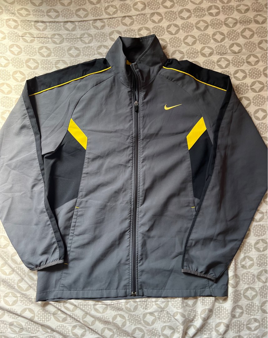 NIKE | Dri fit Jacket, Men's Fashion, Coats, Jackets and Outerwear on ...