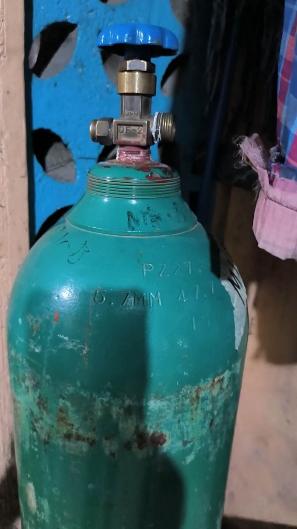 Oxygen / O2 Tank 50 lbs, Health & Nutrition, Medical Supplies & Tools ...