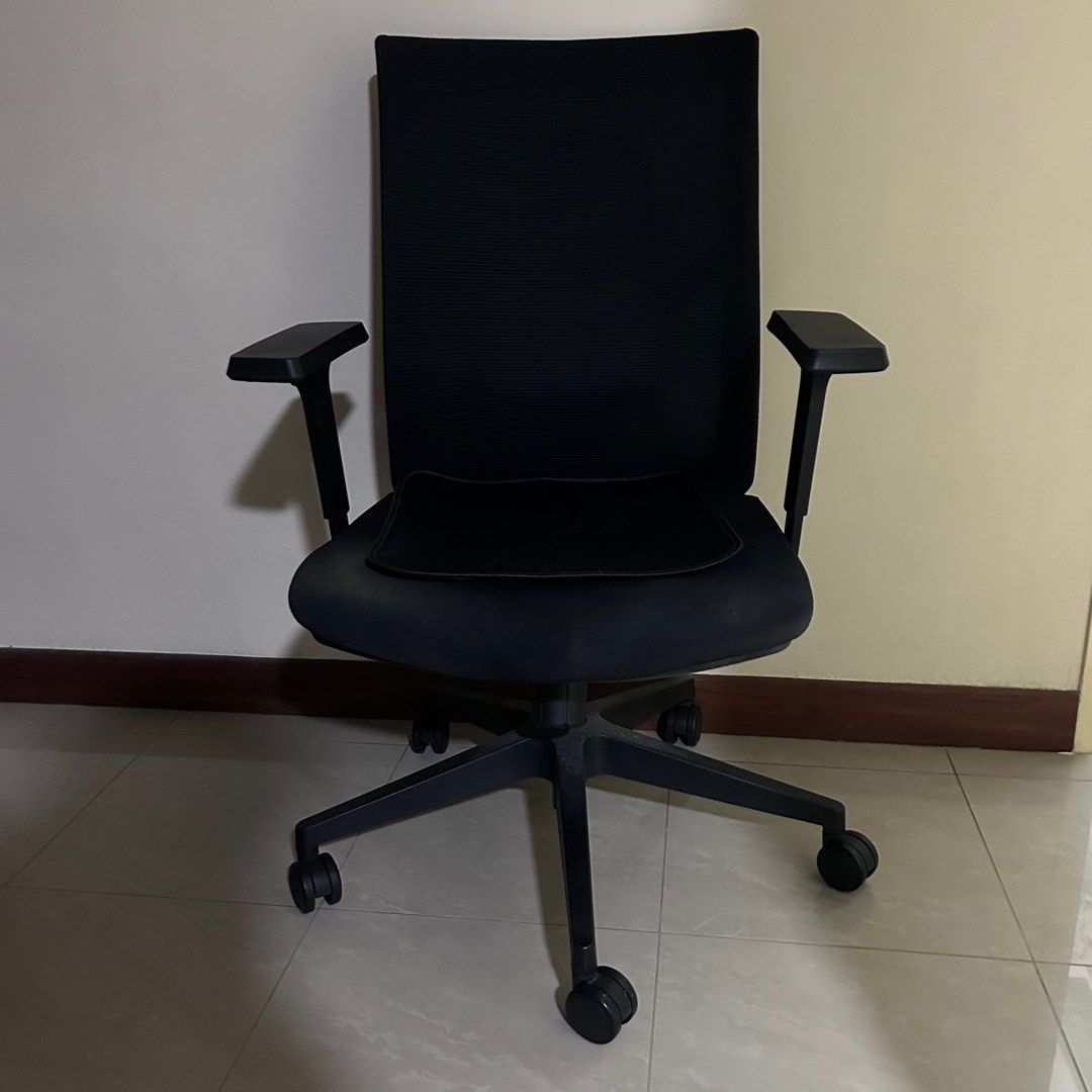 Office/Study Computer Chair, Furniture & Home Living, Furniture, Chairs ...