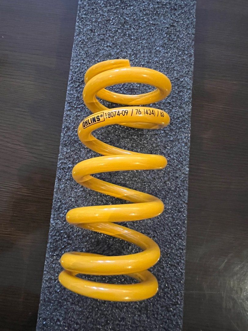 OHLINS TTX22m.2 COIL SPRING 434lbs, Sports Equipment, Bicycles & Parts ...