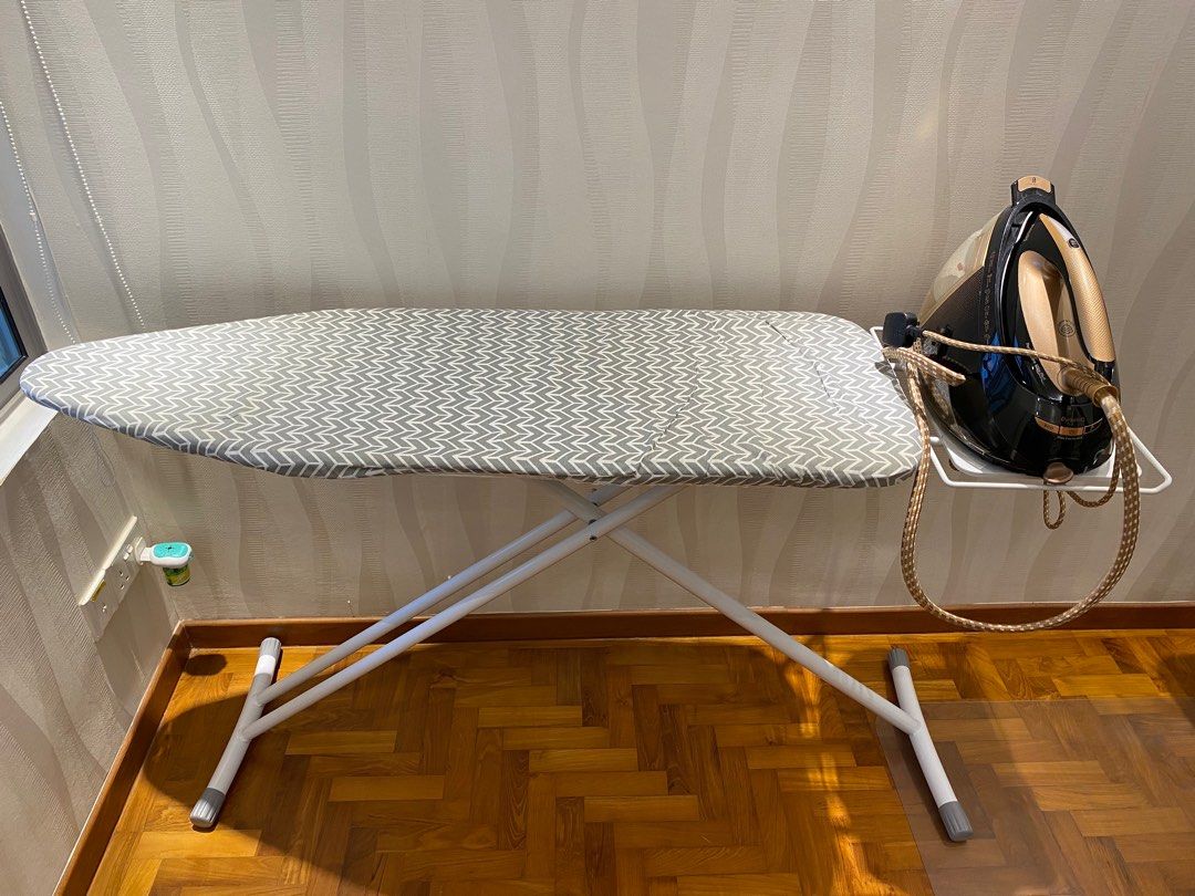 Phillip Iron Board, TV & Home Appliances, Irons & Steamers on Carousell